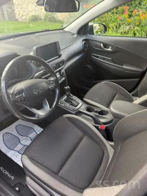 Pelēks Hyundai Kona 2018 Rīga, ar dzinēja tilpumu 1.60 L un nobraukumu 72 tūkst. km par 13790 €, foto 8 vietnē AUTOMOTO.COM.LV