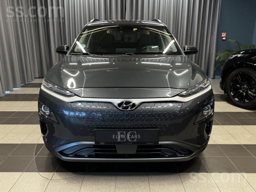 Pelēks Hyundai Kona 2019 Rīga, ar dzinēja tilpumu 0.00 L un nobraukumu 69 tūkst. km par 18990 €, foto 2 vietnē AUTOMOTO.COM.LV
