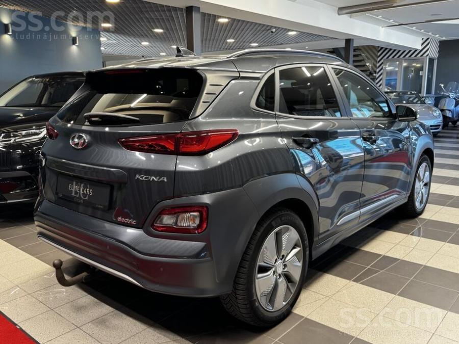Pelēks Hyundai Kona 2019 Rīga, ar dzinēja tilpumu 0.00 L un nobraukumu 69 tūkst. km par 18990 €, foto 5 vietnē AUTOMOTO.COM.LV