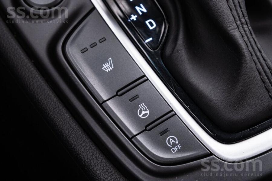 Pelēks Hyundai Kona 2019 Rīga, ar dzinēja tilpumu 1.60 L un nobraukumu 67 tūkst. km par 14950 €, foto 15 vietnē AUTOMOTO.COM.LV