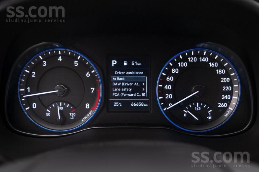 Pelēks Hyundai Kona 2019 Rīga, ar dzinēja tilpumu 1.60 L un nobraukumu 67 tūkst. km par 14950 €, foto 20 vietnē AUTOMOTO.COM.LV