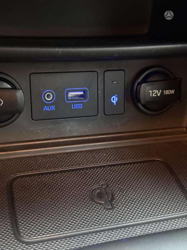 Grey Hyundai Kona 2019 in Kaunas, with an engine capacity of 1.60 L and mileage of 174 thousand km for 12100 €, photo 5 on AUTOMOTO.COM.LV