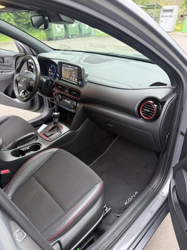 Grey Hyundai Kona 2019 in Kaunas, with an engine capacity of 1.60 L and mileage of 174 thousand km for 12100 €, photo 10 on AUTOMOTO.COM.LV