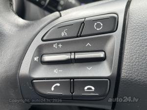 Grey Hyundai Kona 2020 in Johvi, with an engine capacity of 1.60 L and mileage of 94 thousand km for 17500 €, photo 16 on AUTOMOTO.COM.LV