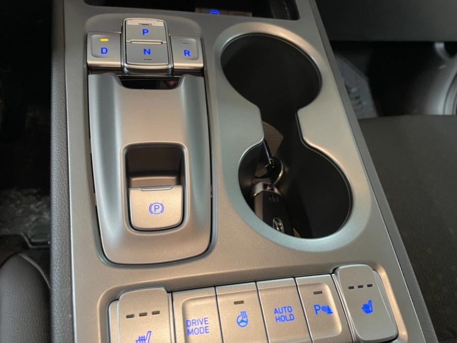 Grey Hyundai Kona 2020 in Riga, with an engine capacity of 0.00 L and mileage of 69 thousand km for 15500 €, photo 9 on AUTOMOTO.COM.LV