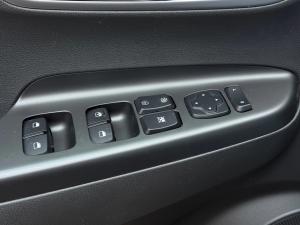 Pelēks Hyundai Kona 2020 Rīga, ar dzinēja tilpumu 0.00 L un nobraukumu 71 tūkst. km par 15680 €, foto 15 vietnē AUTOMOTO.COM.LV
