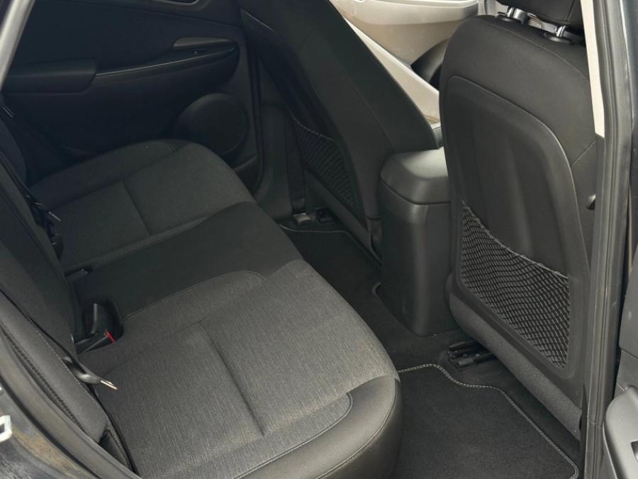 Pelēks Hyundai Kona 2020 Rīga, ar dzinēja tilpumu 0.00 L un nobraukumu 71 tūkst. km par 15680 €, foto 17 vietnē AUTOMOTO.COM.LV