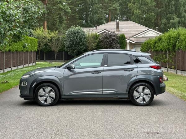 Pelēks Hyundai Kona 2020 Rīga, ar dzinēja tilpumu 0.00 L un nobraukumu 87 tūkst. km par 17950 €, foto 8 vietnē AUTOMOTO.COM.LV