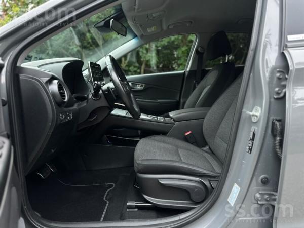 Pelēks Hyundai Kona 2020 Rīga, ar dzinēja tilpumu 0.00 L un nobraukumu 87 tūkst. km par 17950 €, foto 10 vietnē AUTOMOTO.COM.LV