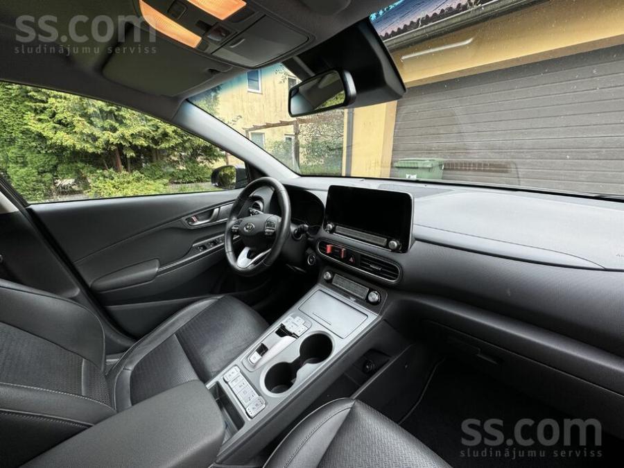 Pelēks Hyundai Kona 2020 Rīga, ar dzinēja tilpumu 0.00 L un nobraukumu 72 tūkst. km par 19800 €, foto 6 vietnē AUTOMOTO.COM.LV