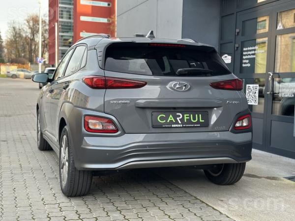 Grey Hyundai Kona 2021 in Riga, with an engine capacity of 0.00 L and mileage of 32 thousand km for 15900 €, photo 7 on AUTOMOTO.COM.LV