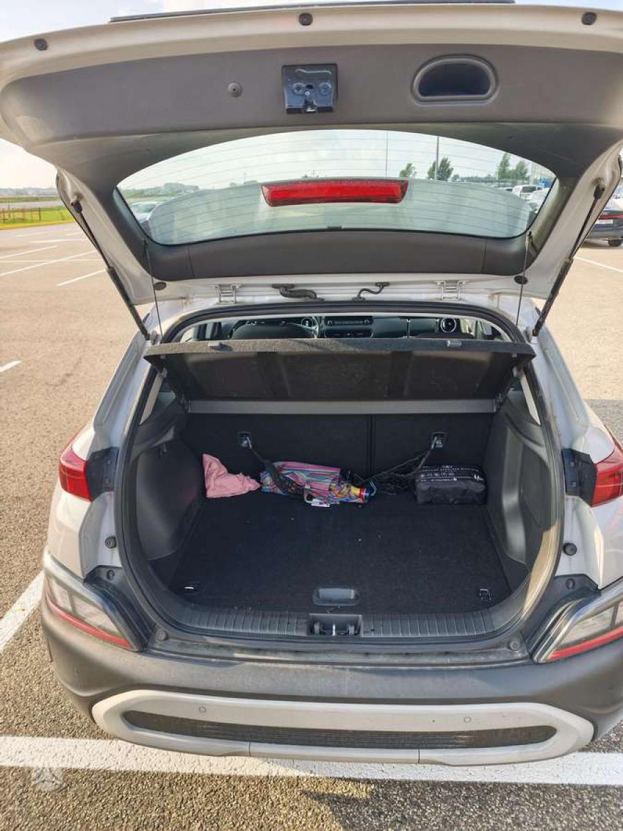 Pelēks Hyundai Kona 2021 Klaipėda, ar dzinēja tilpumu 1.58 L un nobraukumu 66 tūkst. km par 17000 €, foto 10 vietnē AUTOMOTO.COM.LV