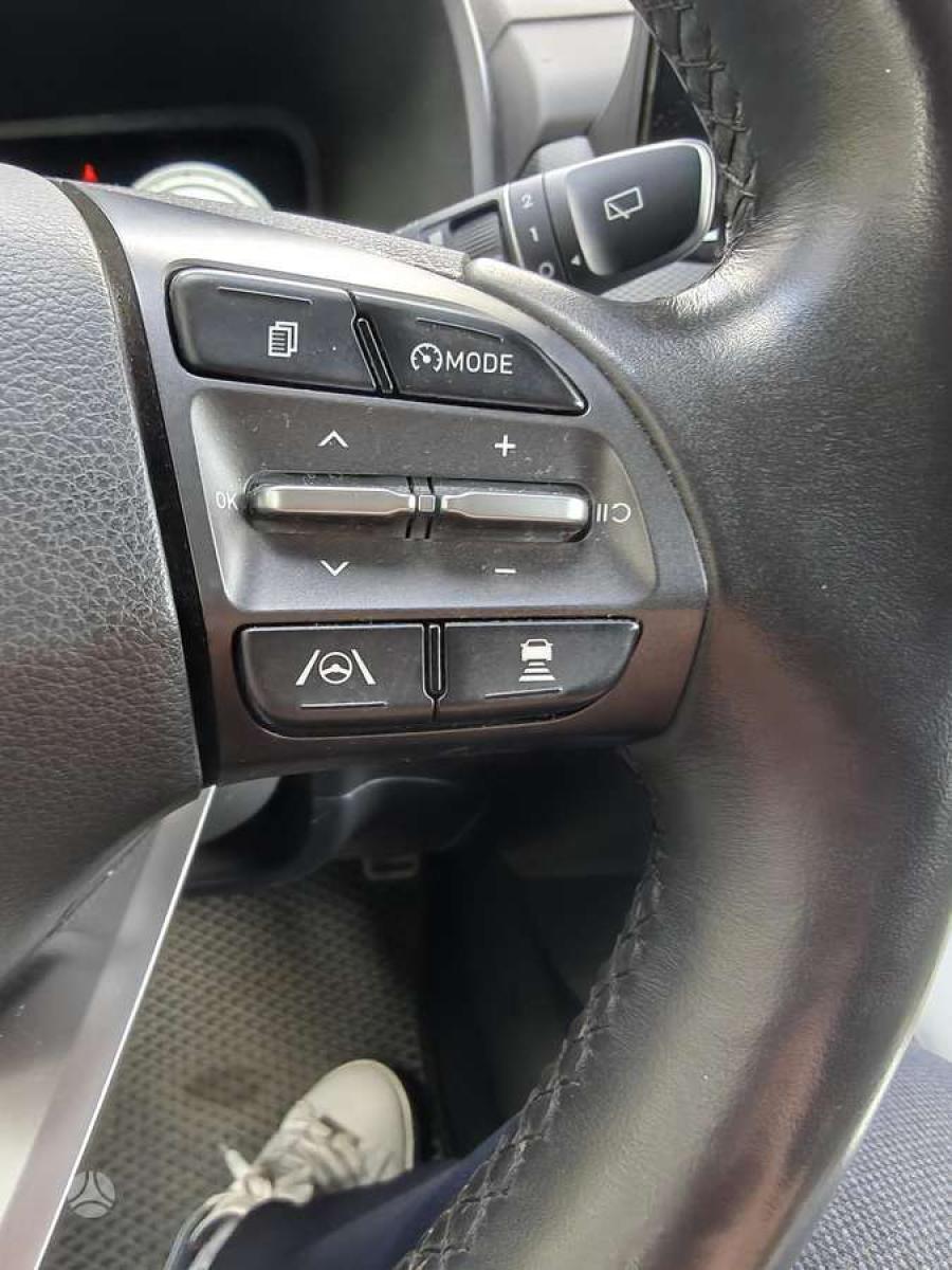 Grey Hyundai Kona 2021 in Alytus, with an engine capacity of 0.00 L and mileage of 76 thousand km for 19800 €, photo 12 on AUTOMOTO.COM.LV