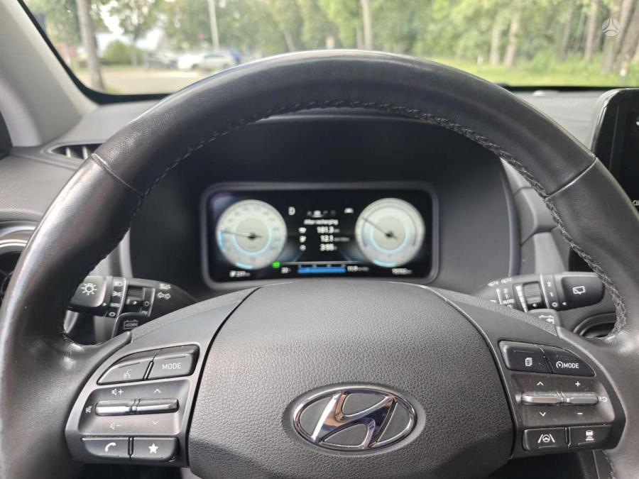 Grey Hyundai Kona 2021 in Alytus, with an engine capacity of 0.00 L and mileage of 76 thousand km for 19800 €, photo 19 on AUTOMOTO.COM.LV