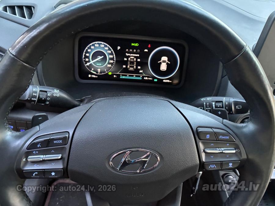 Pelēks Hyundai Kona 2022 Tallina, ar dzinēja tilpumu 1.60 L un nobraukumu 45 tūkst. km par 22490 €, foto 12 vietnē AUTOMOTO.COM.LV