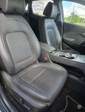 Pelēks Hyundai Kona 2022 Panevēža, ar dzinēja tilpumu 0.00 L un nobraukumu 98 tūkst. km par 18999 €, foto 12 vietnē AUTOMOTO.COM.LV