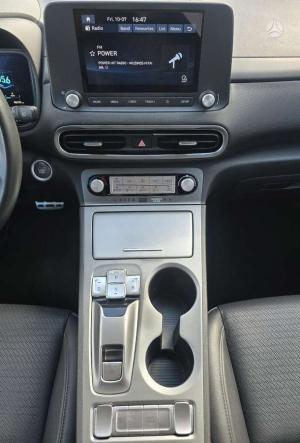 Pelēks Hyundai Kona 2022 Panevēža, ar dzinēja tilpumu 0.00 L un nobraukumu 98 tūkst. km par 18999 €, foto 22 vietnē AUTOMOTO.COM.LV