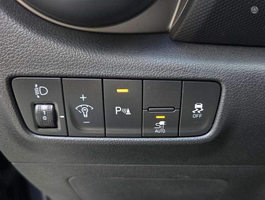 Pelēks Hyundai Kona 2022 Panevēža, ar dzinēja tilpumu 0.00 L un nobraukumu 98 tūkst. km par 18999 €, foto 25 vietnē AUTOMOTO.COM.LV