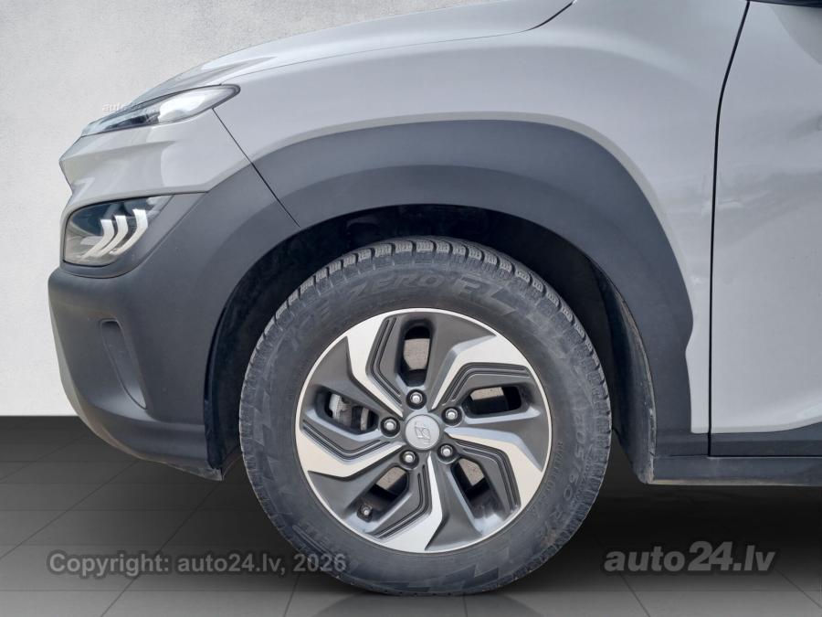 Grey Hyundai Kona 2023 in Johvi, with an engine capacity of 1.60 L and mileage of 27 thousand km for 25490 €, photo 16 on AUTOMOTO.COM.LV