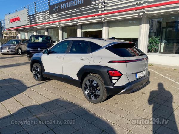 Хендай Кона 2023 в Йыхви на AUTOMOTO.COM.LV Серый Хендай Кона 2023 в Йыхви, объемом двигателя 1.60 л и пробегом 29 тыс. км за 25900 €, фото 5 на AUTOMOTO.COM.LV