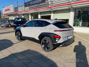 Pelēks Hyundai Kona 2023 Jehvi, ar dzinēja tilpumu 1.60 L un nobraukumu 29 tūkst. km par 25900 €, foto 5 vietnē AUTOMOTO.COM.LV