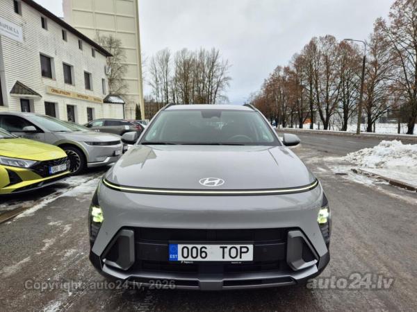 Grey Hyundai Kona 2024 in Tartu, with an engine capacity of 1.60 L and mileage of 22 thousand km for 29700 €, photo 9 on AUTOMOTO.COM.LV