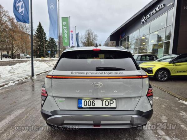 Grey Hyundai Kona 2024 in Tartu, with an engine capacity of 1.60 L and mileage of 22 thousand km for 29700 €, photo 10 on AUTOMOTO.COM.LV