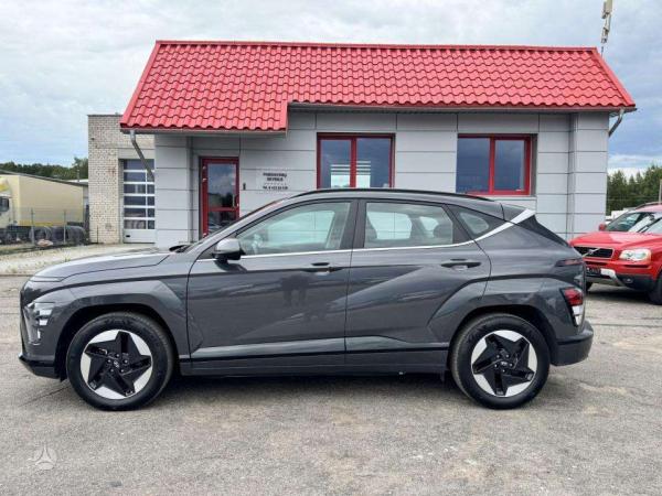 Pelēks Hyundai Kona 2024 Radviliškis, ar dzinēja tilpumu 0.00 L un nobraukumu 35 tūkst. km par 25950 €, foto 1 vietnē AUTOMOTO.COM.LV