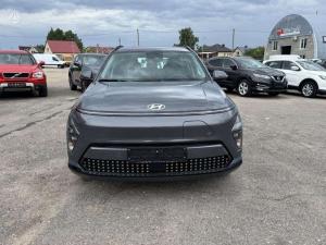 Grey Hyundai Kona 2024 in Radviliskis, with an engine capacity of 0.00 L and mileage of 36 thousand km for 25950 €, photo 4 on AUTOMOTO.COM.LV