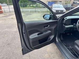 Grey Hyundai Kona 2024 in Radviliskis, with an engine capacity of 0.00 L and mileage of 36 thousand km for 25950 €, photo 11 on AUTOMOTO.COM.LV