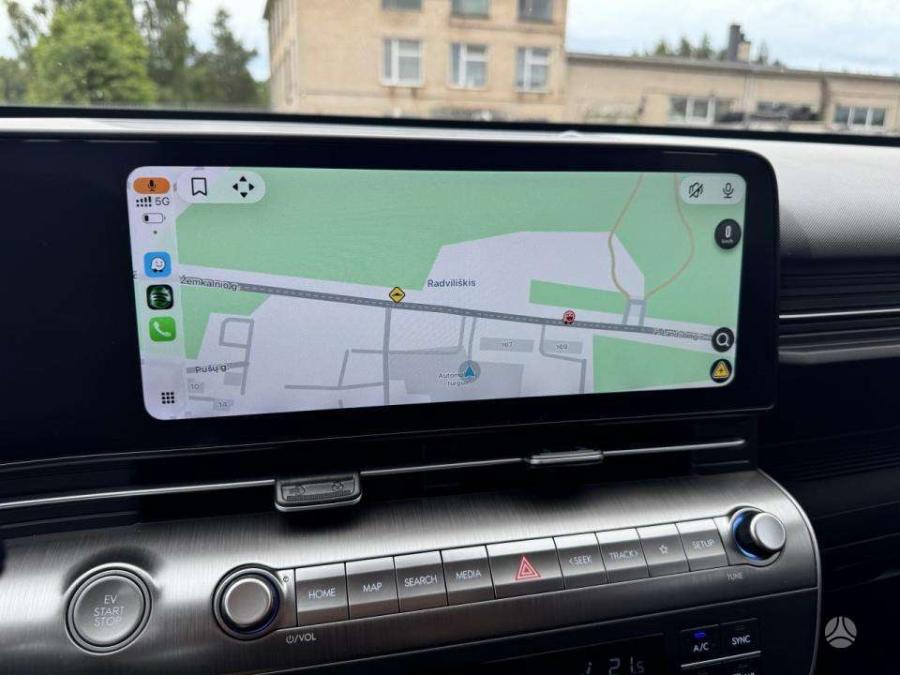 Grey Hyundai Kona 2024 in Radviliskis, with an engine capacity of 0.00 L and mileage of 36 thousand km for 25950 €, photo 18 on AUTOMOTO.COM.LV