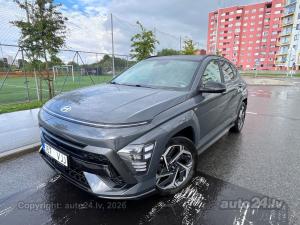 Pelēks Hyundai Kona 2023 Tallina, ar dzinēja tilpumu 1.60 L un nobraukumu 38 tūkst. km par 27999 €, foto 5 vietnē AUTOMOTO.COM.LV