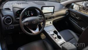 Hyundai Kona 2020 in Riga, with an engine capacity of 0.00 L and mileage of 15 thousand km for 18950 €, photo 14 on AUTOMOTO.COM.LV
