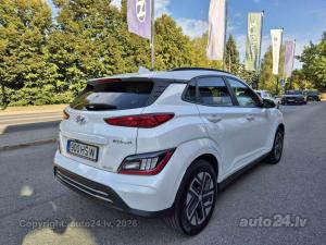 Hyundai Kona 2023 Tartu, ar dzinēja tilpumu 0.00 L un nobraukumu 25 tūkst. km par 23900 €, foto 7 vietnē AUTOMOTO.COM.LV