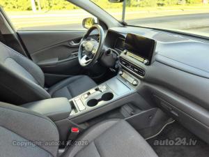 Hyundai Kona 2023 Tartu, ar dzinēja tilpumu 0.00 L un nobraukumu 25 tūkst. km par 23900 €, foto 10 vietnē AUTOMOTO.COM.LV