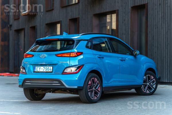 Hyundai Kona 2023 in Riga, with an engine capacity of 0.00 L and mileage of 14 thousand km for 20990 €, photo 4 on AUTOMOTO.COM.LV