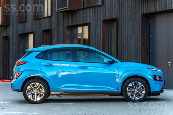 Hyundai Kona 2023 in Riga, with an engine capacity of 0.00 L and mileage of 14 thousand km for 20990 €, photo 7 on AUTOMOTO.COM.LV