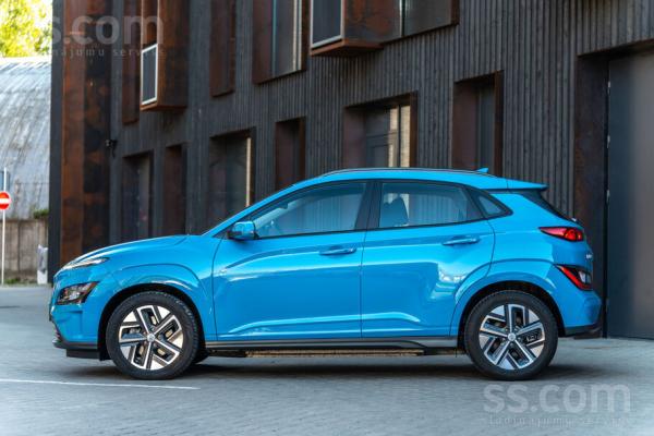Hyundai Kona 2023 in Riga, with an engine capacity of 0.00 L and mileage of 14 thousand km for 20990 €, photo 8 on AUTOMOTO.COM.LV