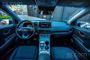Hyundai Kona 2023 Rīga, ar dzinēja tilpumu 0.00 L un nobraukumu 14 tūkst. km par 20990 €, foto 24 vietnē AUTOMOTO.COM.LV