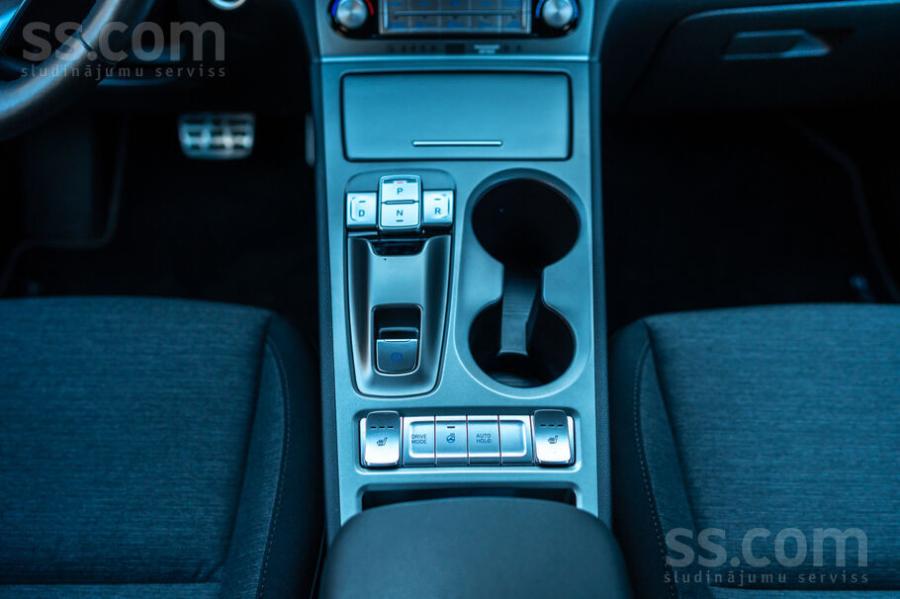 Hyundai Kona 2023 Rīga, ar dzinēja tilpumu 0.00 L un nobraukumu 14 tūkst. km par 20990 €, foto 30 vietnē AUTOMOTO.COM.LV