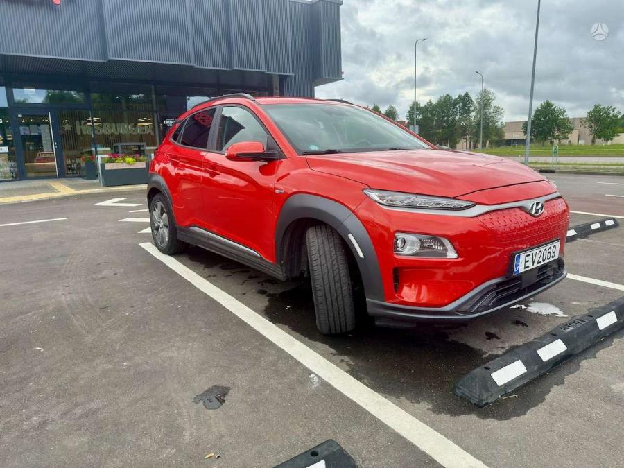 Oranžs Hyundai Kona 2019 Šilutė, ar dzinēja tilpumu 0.00 L un nobraukumu 94 tūkst. km par 15900 €, foto 1 vietnē AUTOMOTO.COM.LV