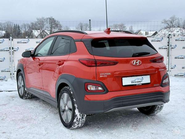 Oranžs Hyundai Kona 2020 Viļņa, ar dzinēja tilpumu 0.00 L un nobraukumu 85 tūkst. km par 17600 €, foto 4 vietnē AUTOMOTO.COM.LV