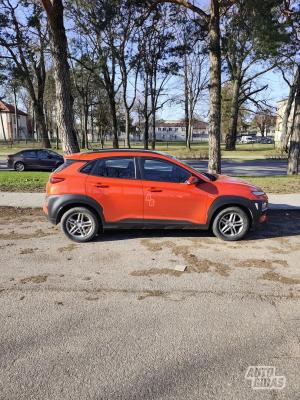 Sarkans Hyundai Kona 2018 Alīta, ar dzinēja tilpumu 1.00 L un nobraukumu 48 tūkst. km par 14500 €, foto 3 vietnē AUTOMOTO.COM.LV