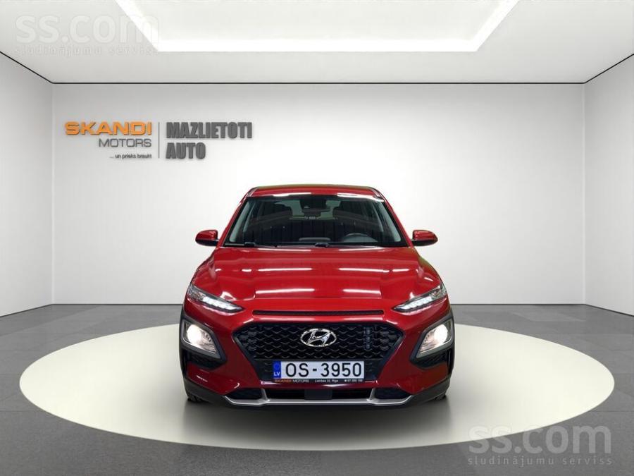 Red Hyundai Kona 2018 in Riga, with an engine capacity of 1.00 L and mileage of 90 thousand km for 9990 €, photo 3 on AUTOMOTO.COM.LV