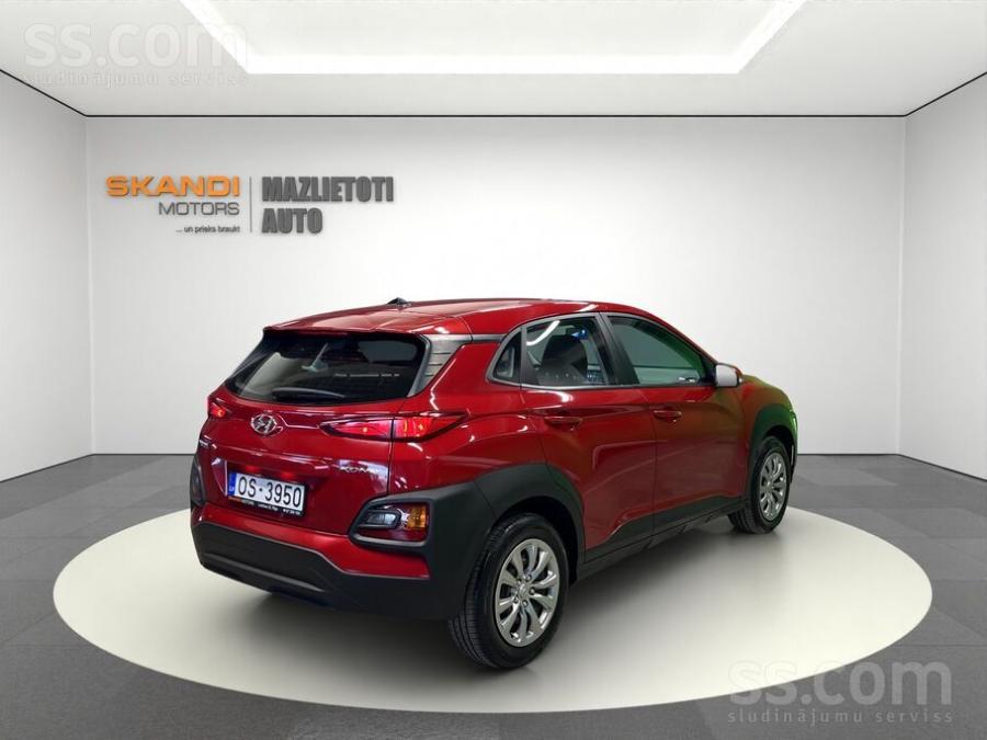 Red Hyundai Kona 2018 in Riga, with an engine capacity of 1.00 L and mileage of 90 thousand km for 9990 €, photo 7 on AUTOMOTO.COM.LV