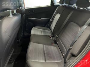 Red Hyundai Kona 2018 in Riga, with an engine capacity of 1.00 L and mileage of 90 thousand km for 9990 €, photo 15 on AUTOMOTO.COM.LV
