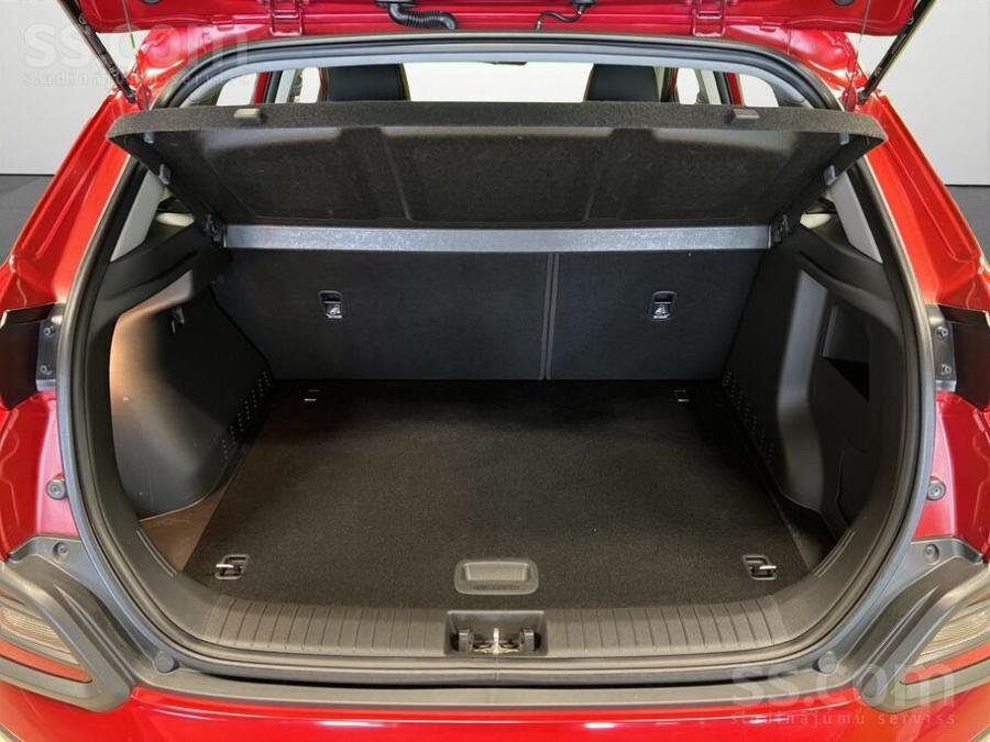 Red Hyundai Kona 2018 in Riga, with an engine capacity of 1.00 L and mileage of 90 thousand km for 9990 €, photo 21 on AUTOMOTO.COM.LV