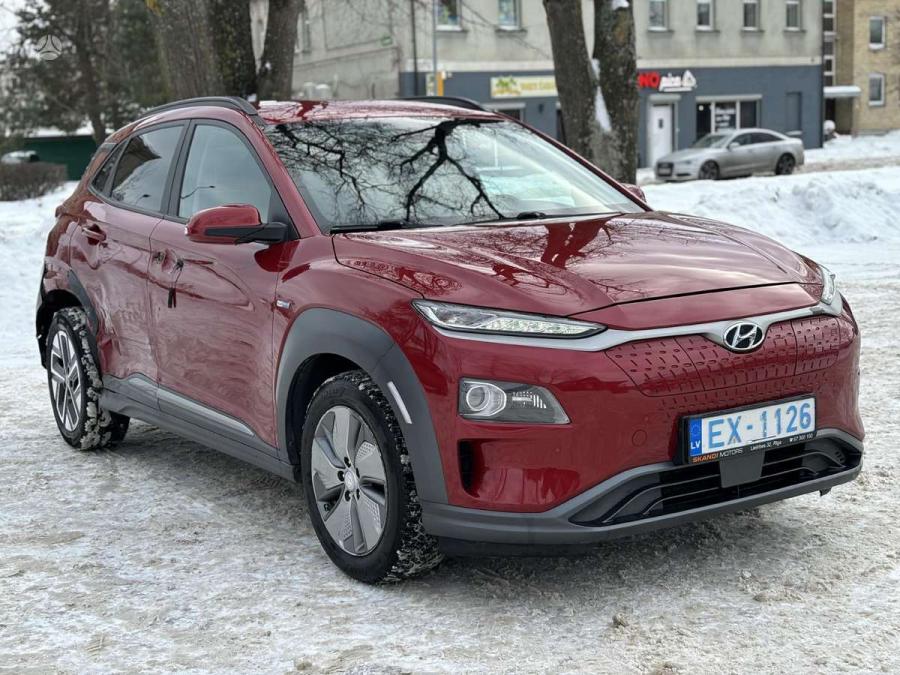 Sarkans Hyundai Kona 2019 Ukmergė, ar dzinēja tilpumu 0.00 L un nobraukumu 81 tūkst. km par 8600 €, foto 3 vietnē AUTOMOTO.COM.LV