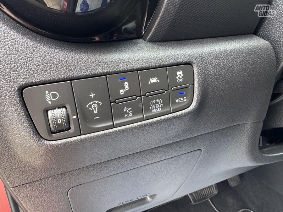 Sarkans Hyundai Kona 2019 Tauragė, ar dzinēja tilpumu 1.60 L un nobraukumu 112 tūkst. km par 12800 €, foto 13 vietnē AUTOMOTO.COM.LV