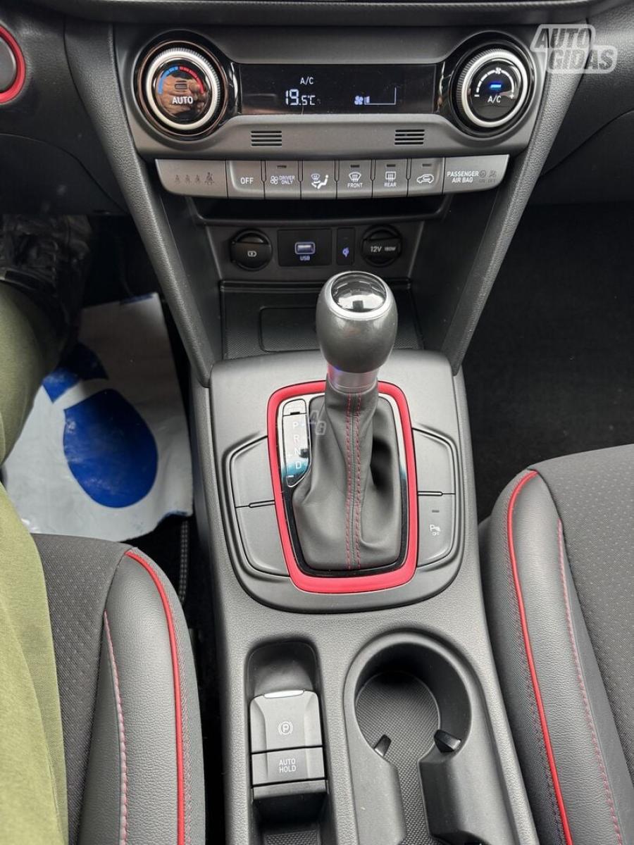 Sarkans Hyundai Kona 2019 Tauragė, ar dzinēja tilpumu 1.60 L un nobraukumu 112 tūkst. km par 12800 €, foto 15 vietnē AUTOMOTO.COM.LV